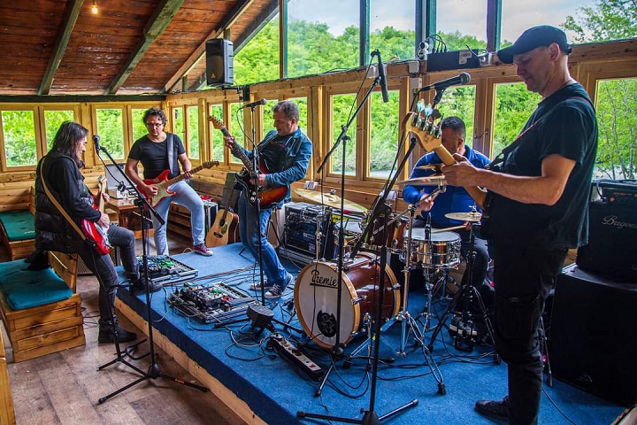 Nova muzička saradnja: Dado Topić i "Paranoid" iz Rudog ovog ljeta ...